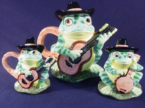 688: 3 pc. Hand Painted Frog Mariachi Tea Set
