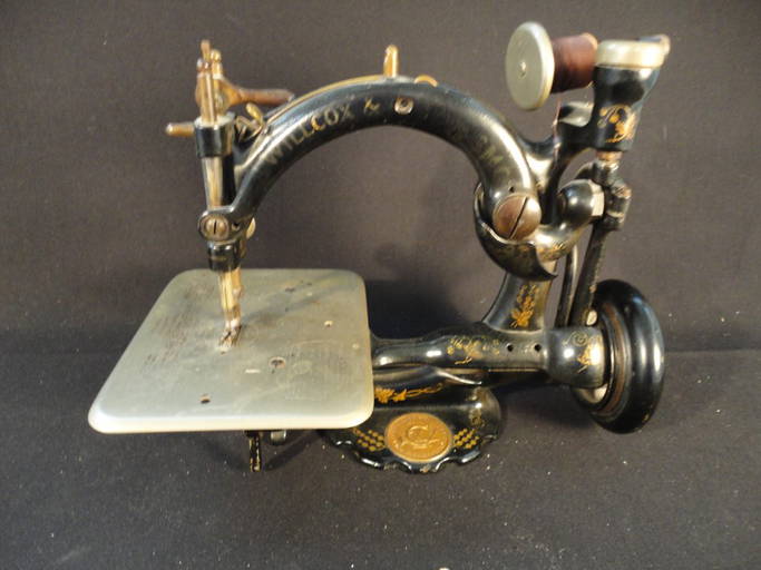 Antique 1800's Willcox & Gibbs Chain Stitch Sewing Machine Works