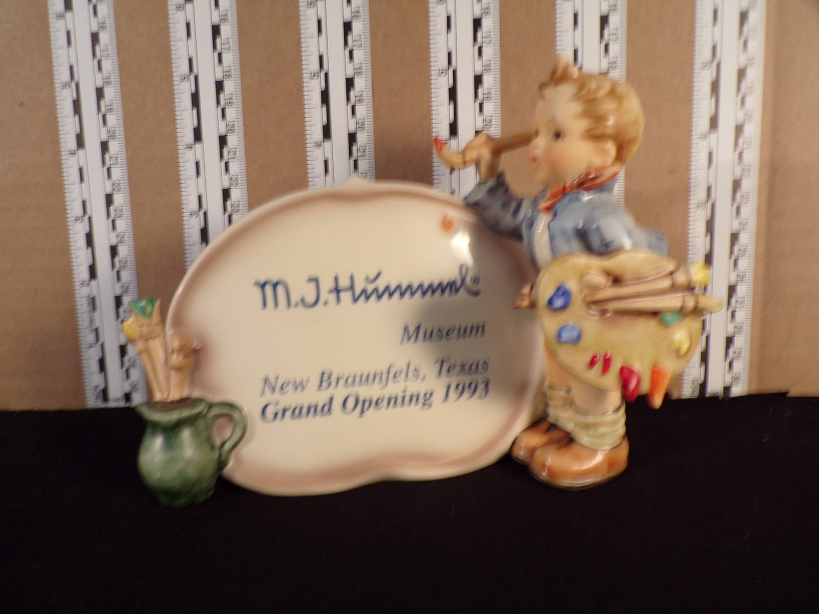 Hummel #756, Trademark # - 7, Figurine Name - The Artist - New ...
