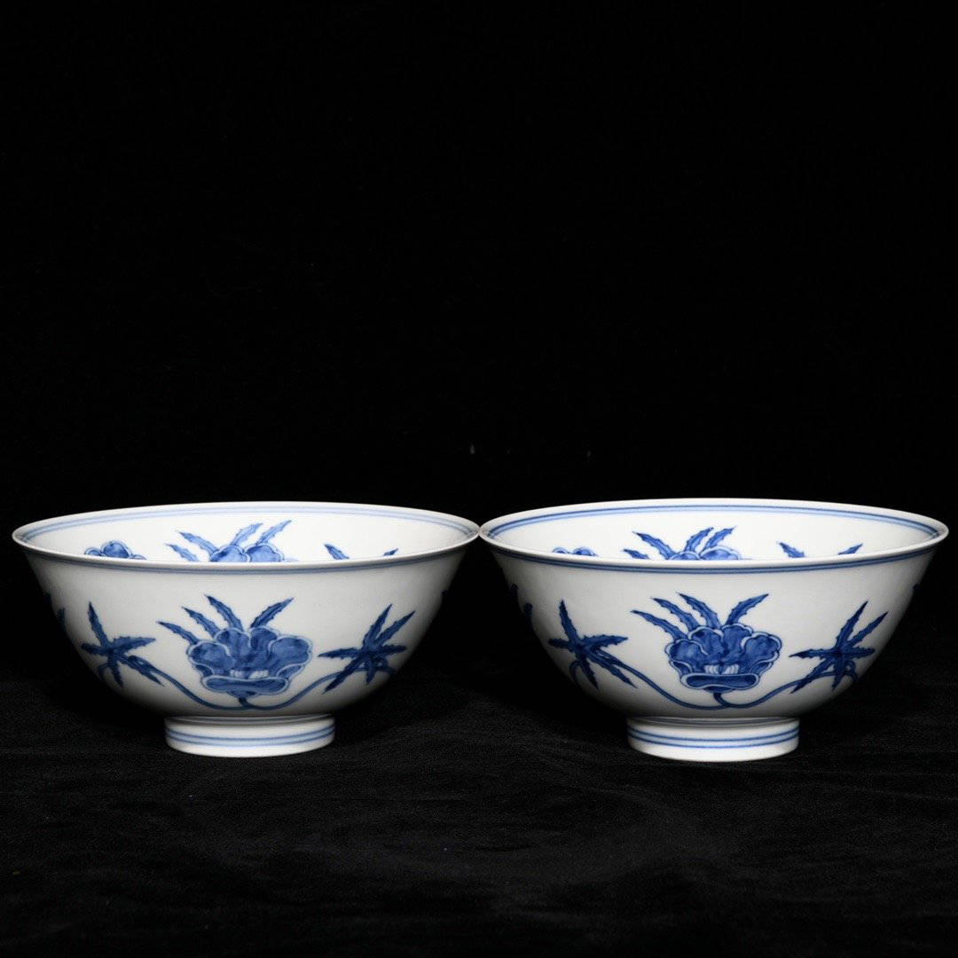 Ming Chenghua Blue And White Flower Pattern Bowl, Auction