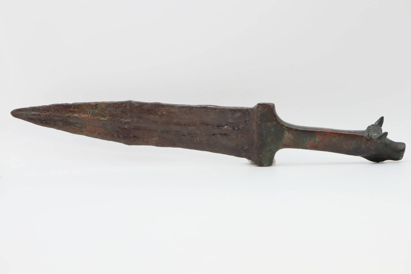 Double Edge Dagger With Bull Head Handle, Circa 5th-4th Century Bc Auction