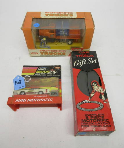 Motorific International Truck, Mini Gtx, 8 Piece Track