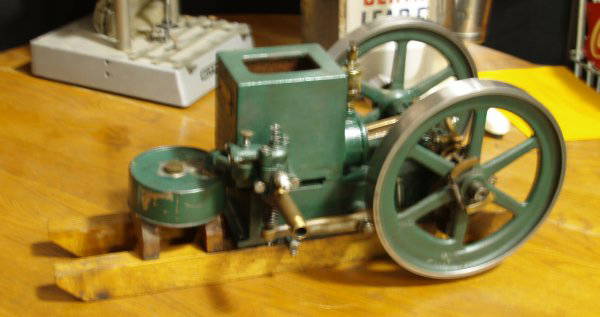 Vintage Hit & Miss Model Gas Engine Debolt Casting - Apr 25, 2008 ...