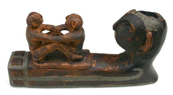 Rare Ojibwe American Indian Carved Figural Pipe