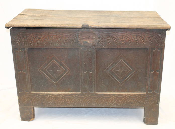 17thC chip carved oak paneled blanket chest - 30" tall x 43" wide x 21 ...