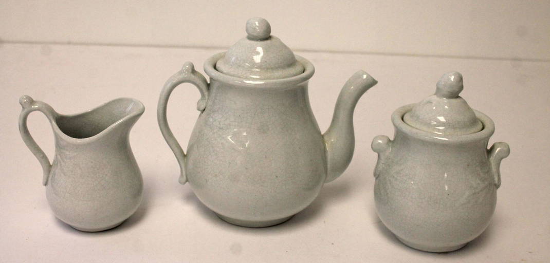 Child's 3 Pc Ironstone Tea Set W Raised Leaf Dec Teapot, Sugar & Creamer