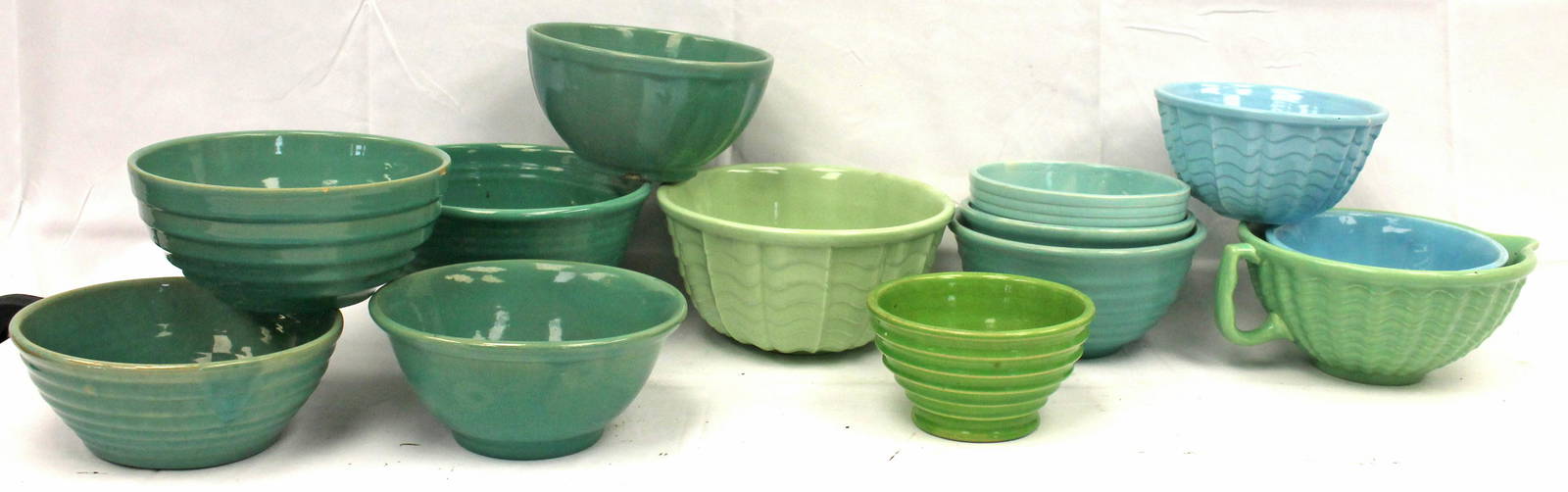 Lot Of 14 Blue & Green Mixing Bowls Incl Mccoy 6" 10" Diam Matthew Mead ...