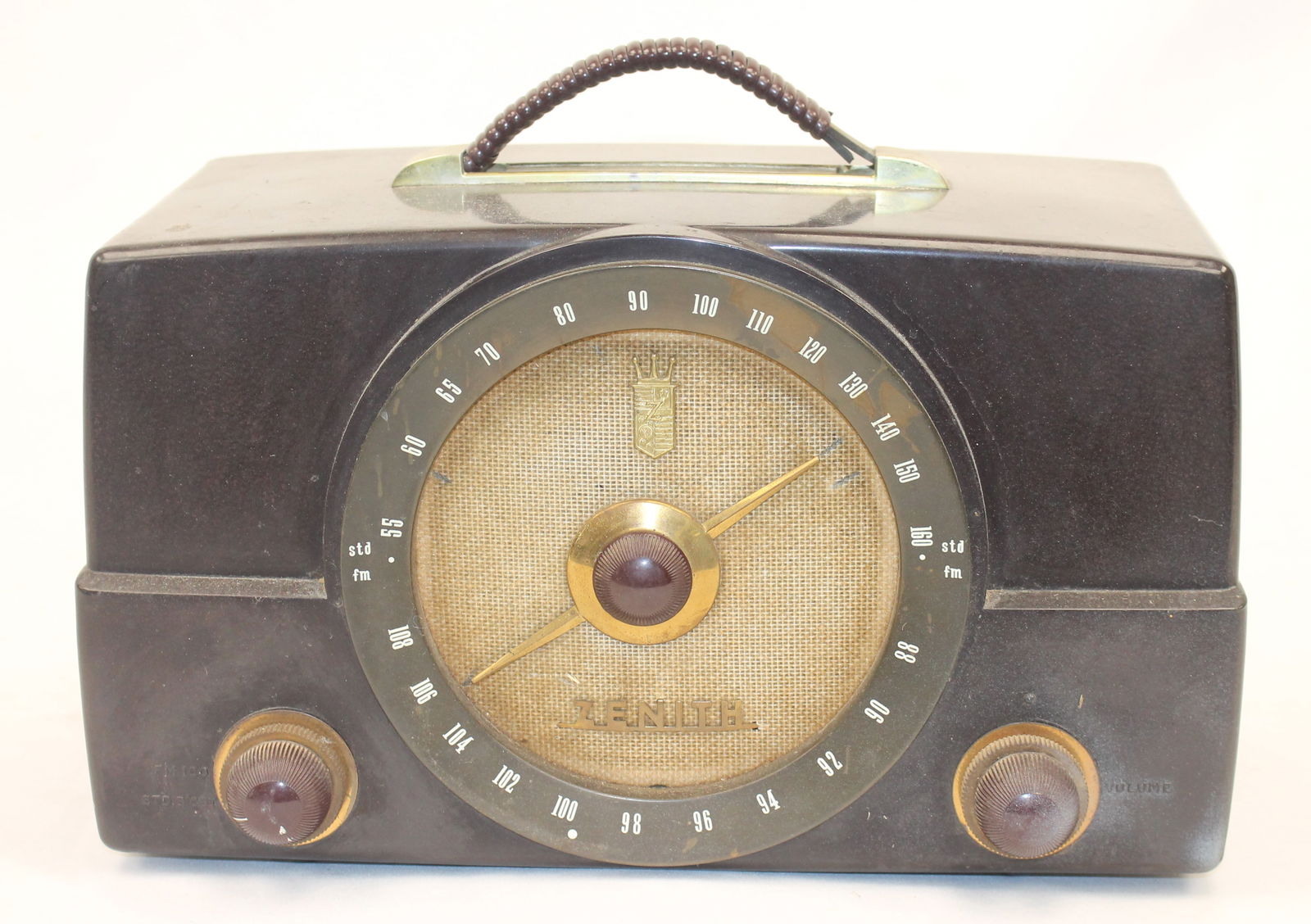 Vintage Zenith Table Top Radio Model G516