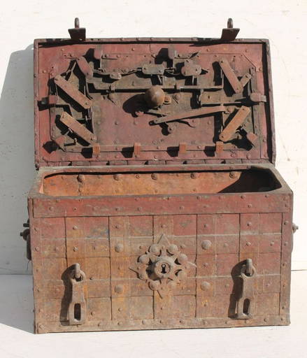 Late 16th/early 17thc Probable German Made Iron Armata