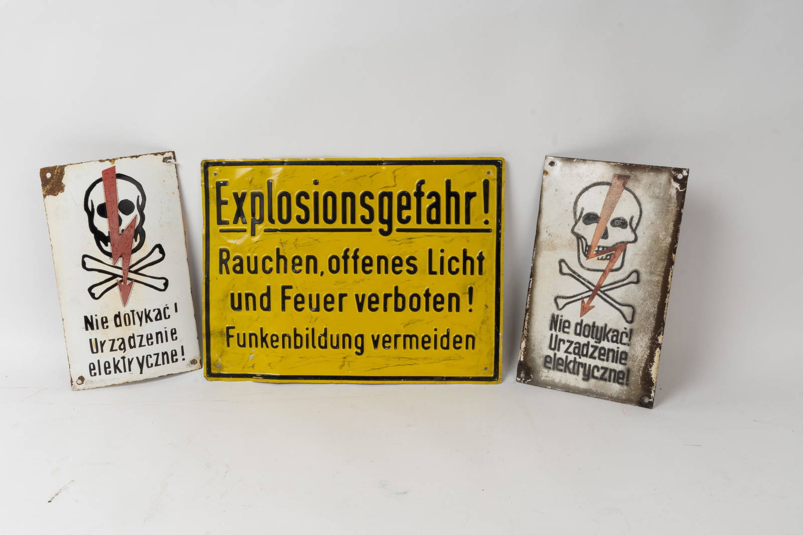 Lot Of Three Wwii Era German Warning Signs. Auction