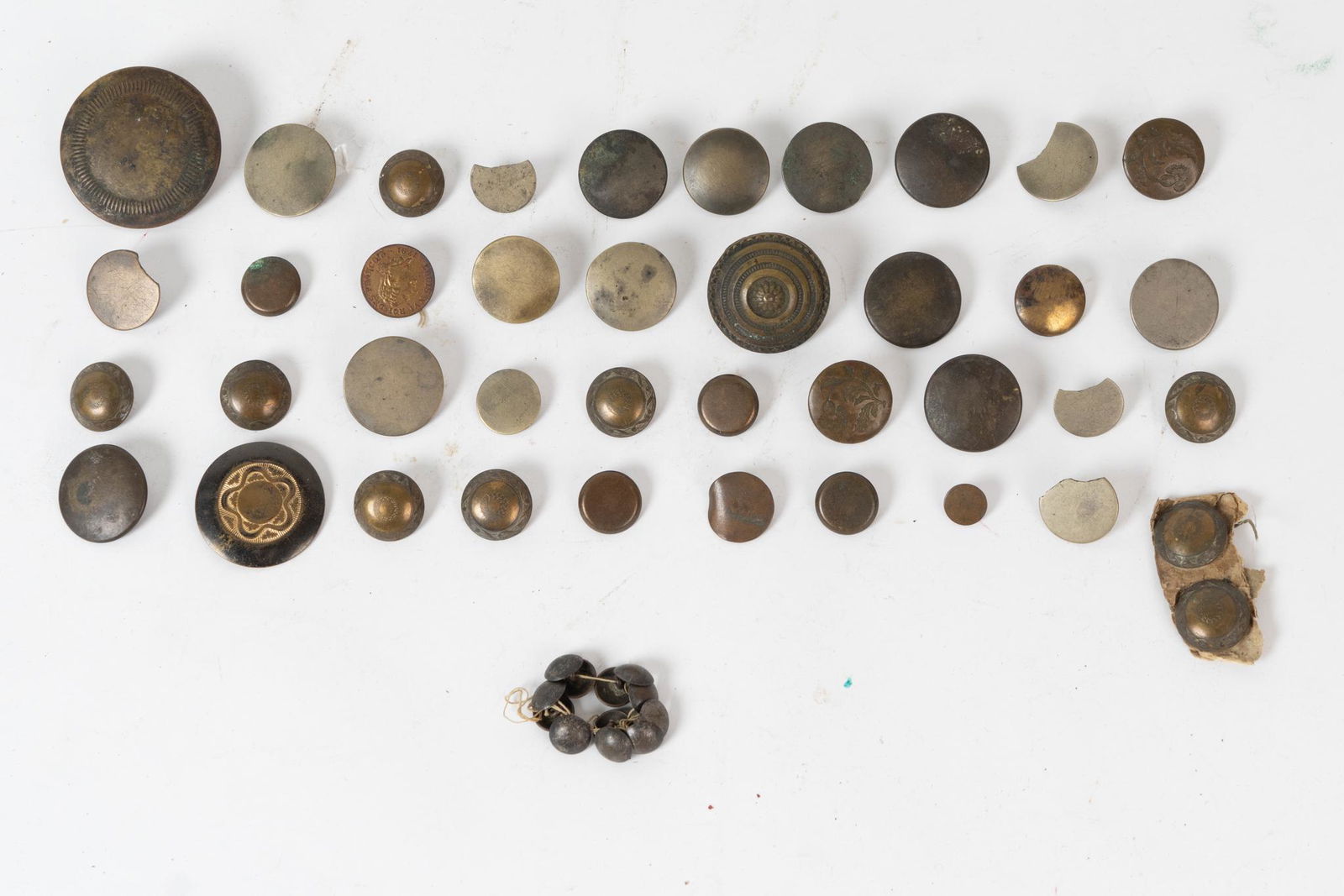 Lot Of 50 Colonial Buttons. Auction