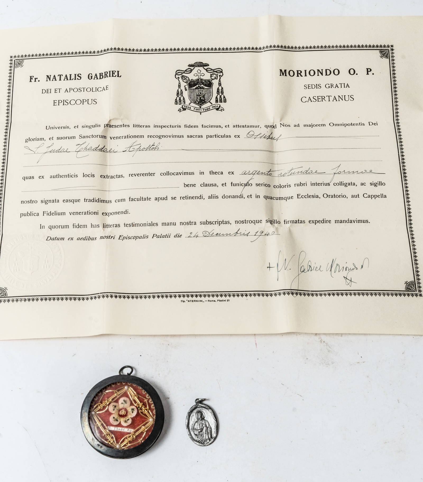 St. Jude Thaddeus First Class Holy Relic W-certificate. Auction