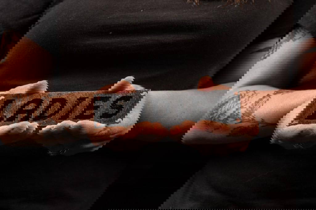 Vintage Ladies Metal Sign Auction