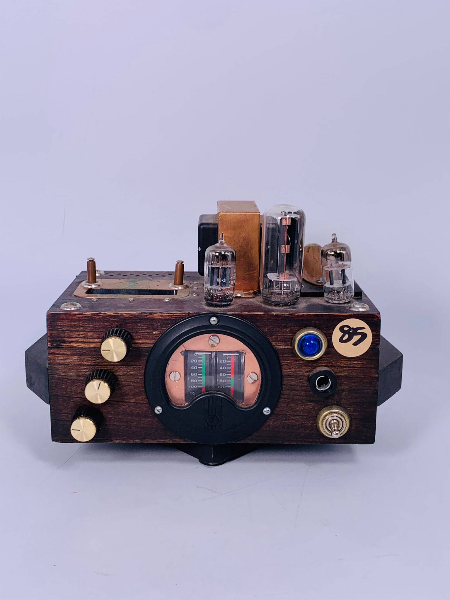 A Steampunk Audio System Amplifier Auction