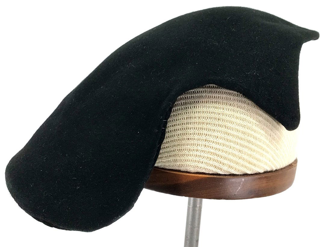 Vintage Chas Stevens Chicago Black Felt Hat. Auction