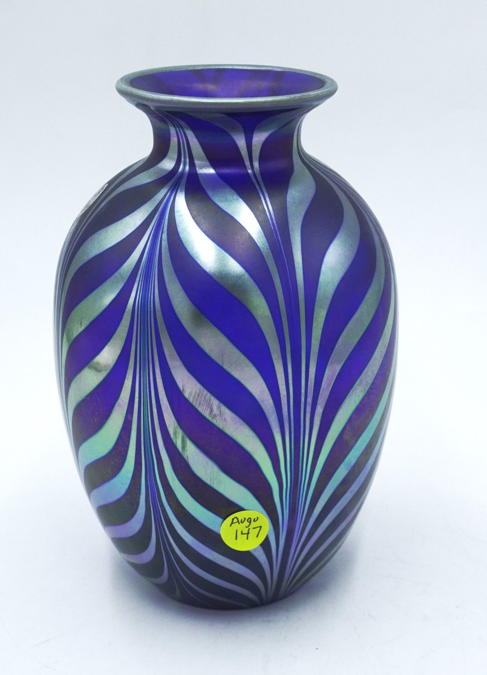 Fenton Art Glass Favrene Feathers Dave Fetty Auction