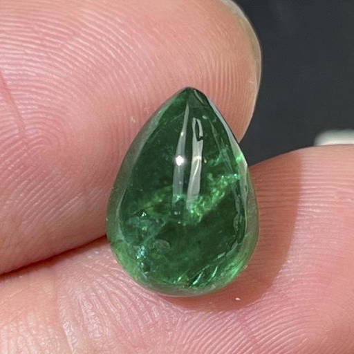 Gil Certified 5.7 Ct Insignificant Verdant Green Natural Emerald Loose ...