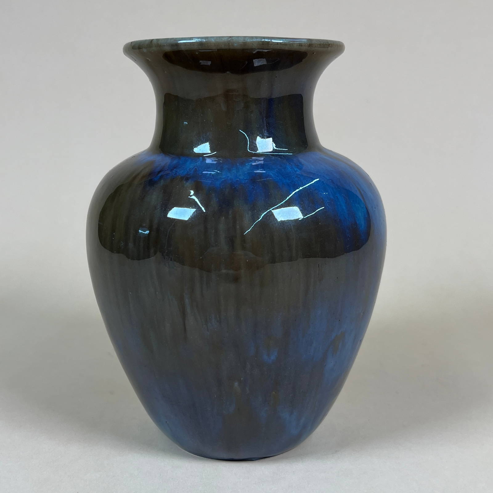 Bulbous Fulper Vasekraft Art Pottery Vase Auction