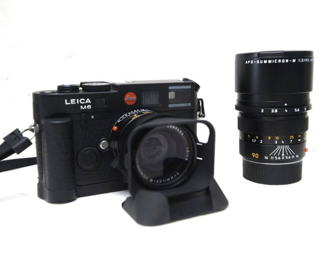 Leica M6 With Two Pristine Leica Lenses