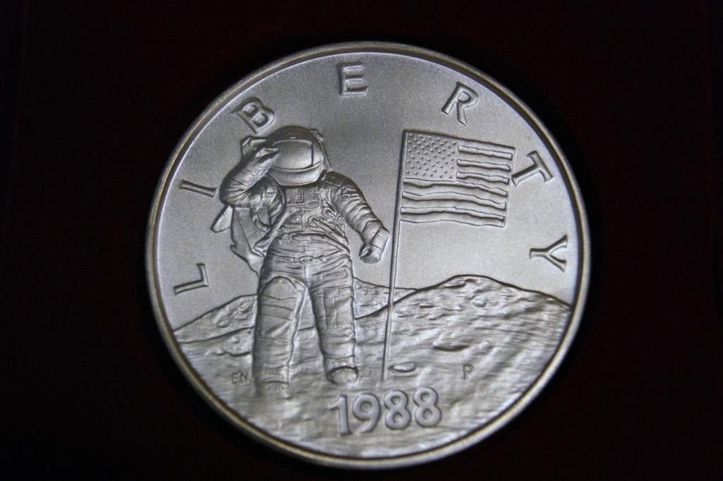 213: .999 Silver Young Astronaut Coin 12.5oz