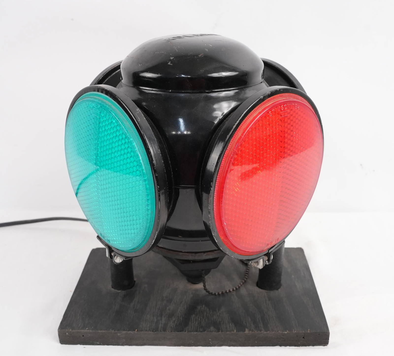 Vintage Adlake Rr Signal Light - Electrified Auction