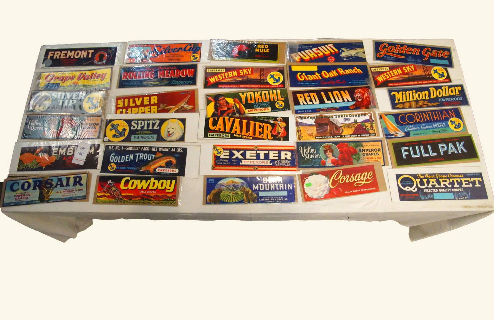 42 California Central Valley Grapes Crate Labels Auction