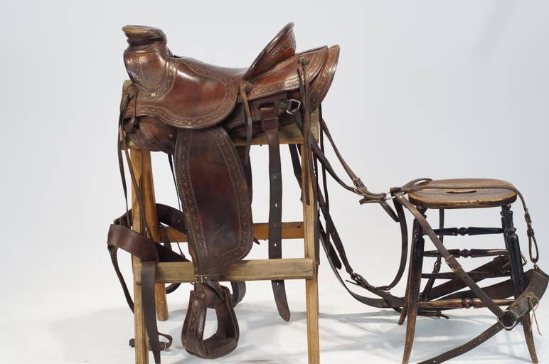 Vintage Roping Saddle Pioneer Tent & Awning Co.