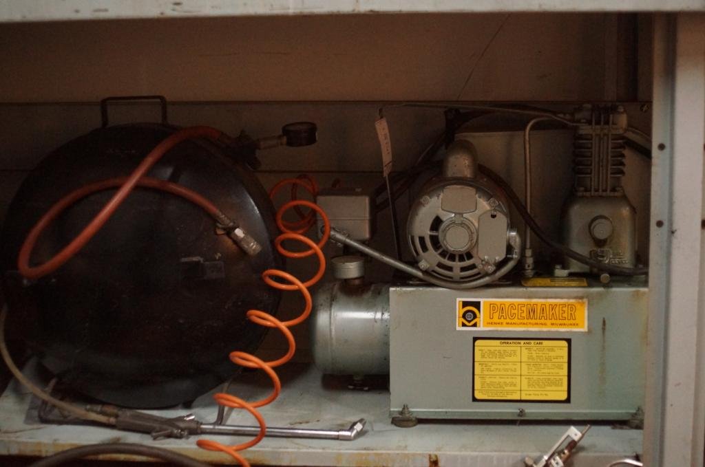 Air compressor Henke pacemaker, air tank