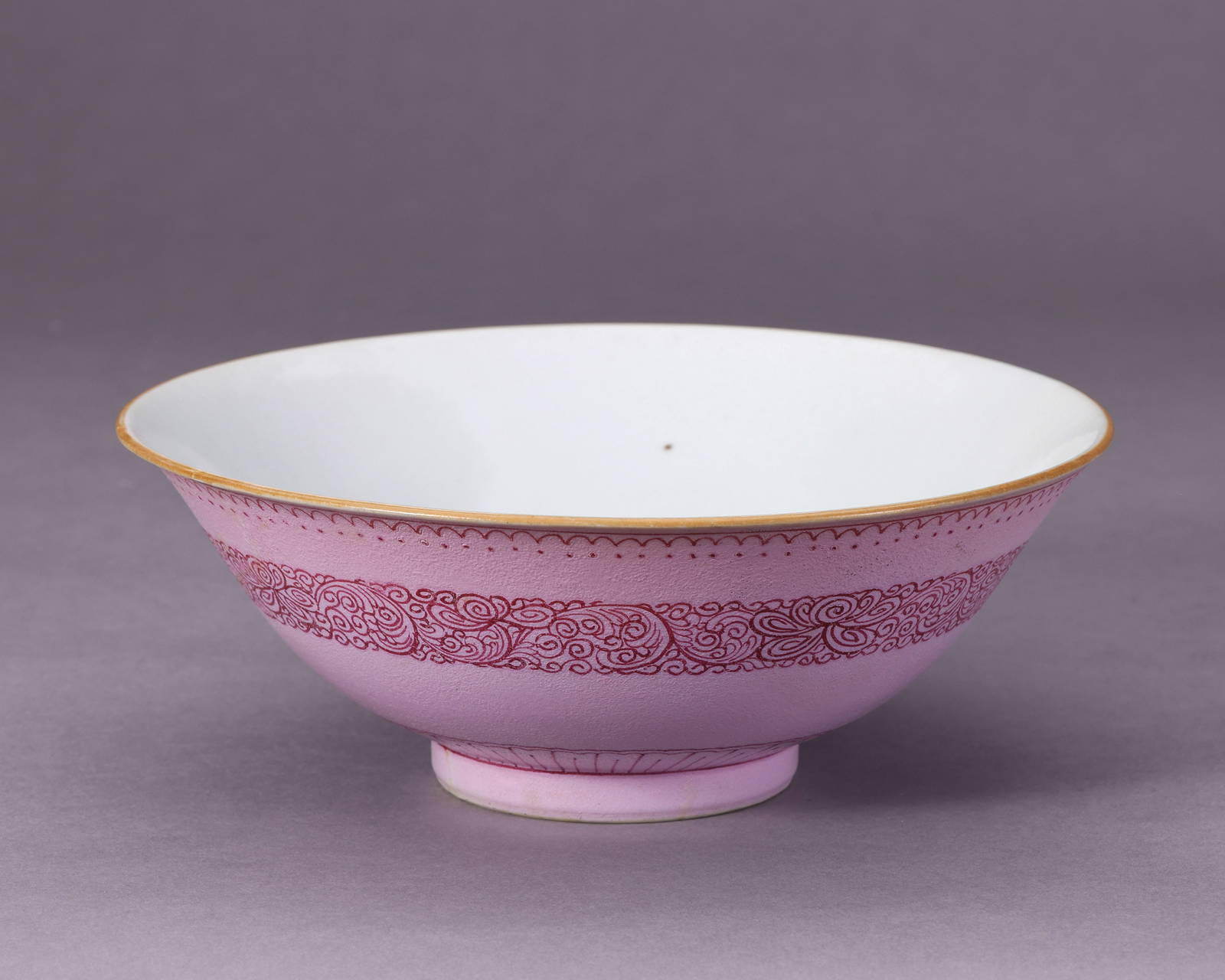 A Rouge Pink Glazed Flared Rim Bowl,qing Dynasty, Qianlong Period Auction