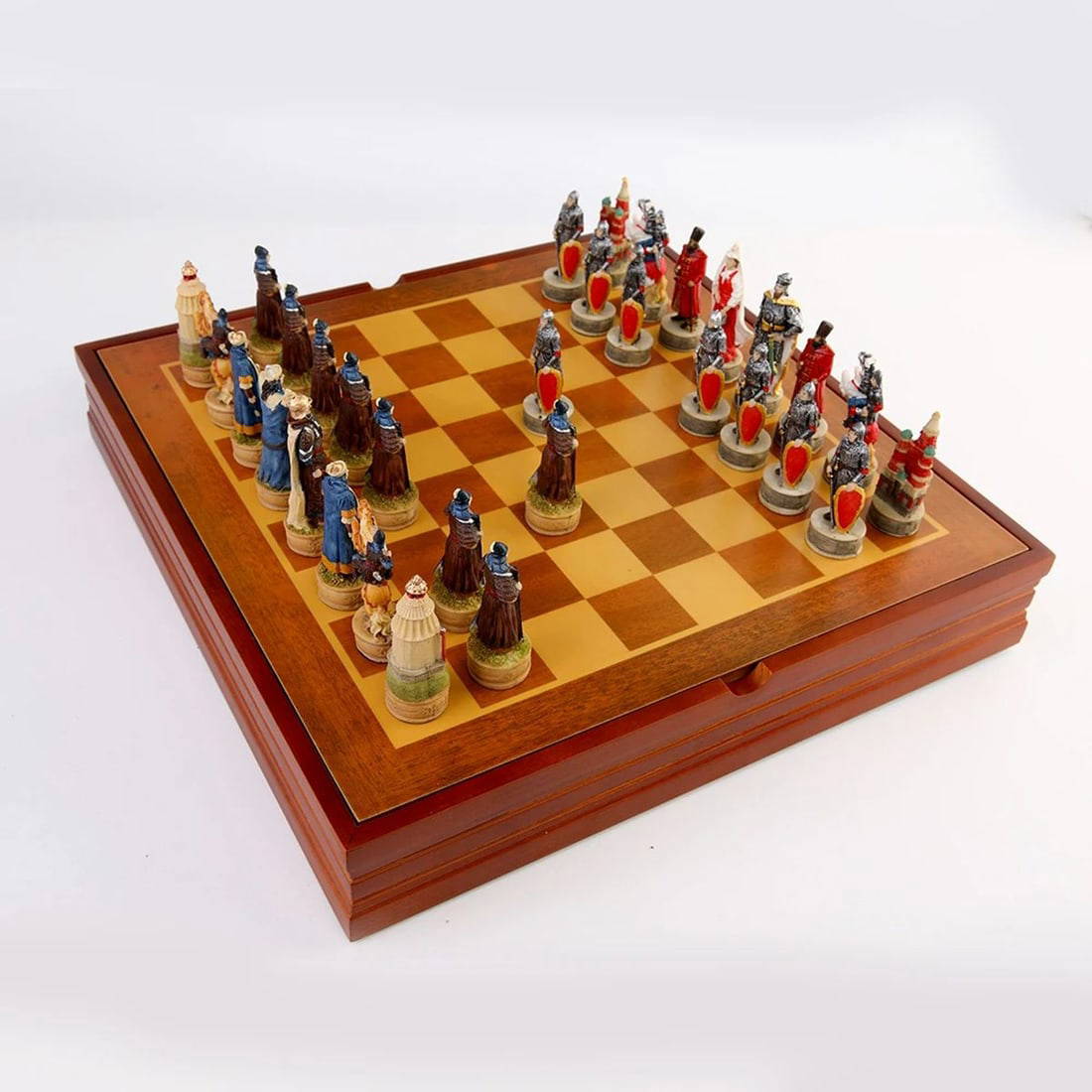 Battle Chess Set Historical War Theme Board Game Auction