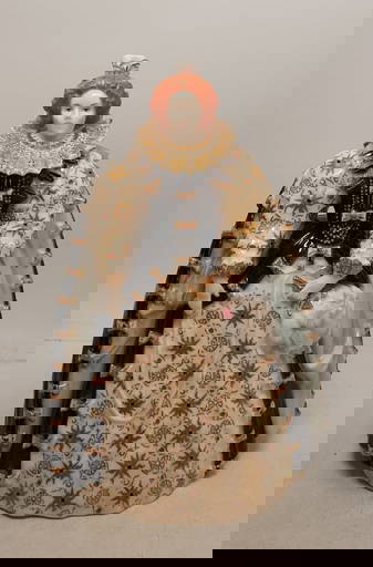 Royal Worcester Figure Queen Elizabeth I.