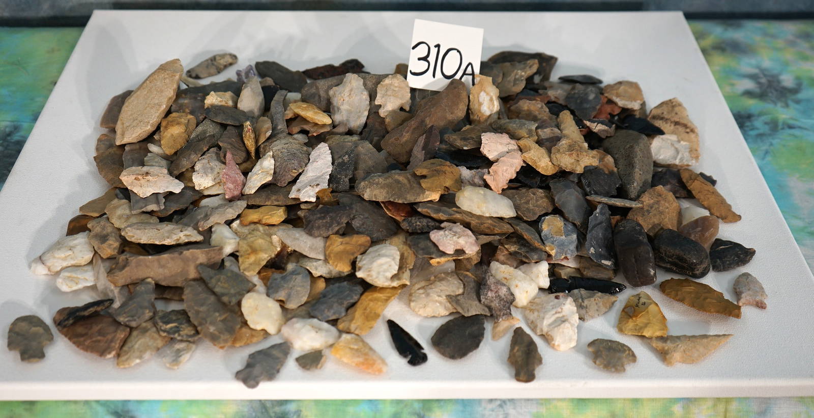 12 Pounds Of Authentic Native American Indian Artifacts Arrowheads Auction