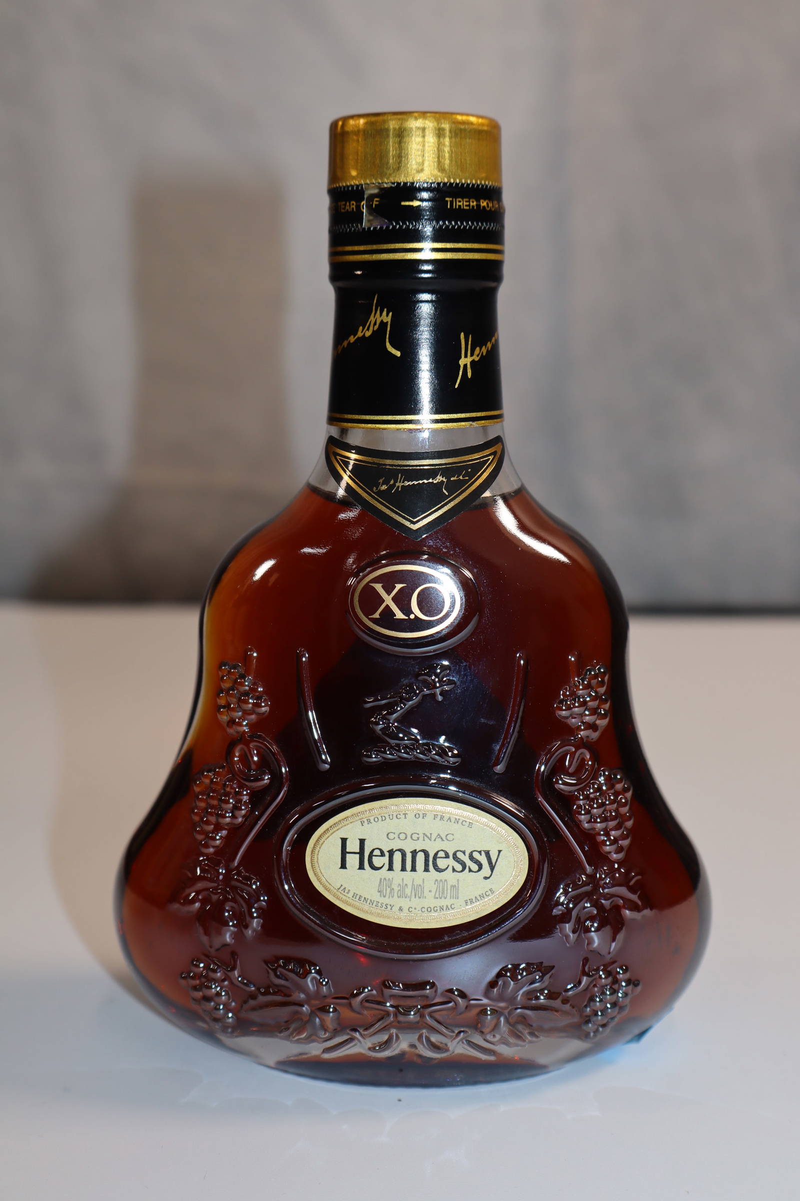 Hennessy Xo Cognac 1980 - Collectors 200 Ml Auction