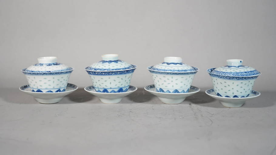 Set Of 4 Chinese Antique Blue And White Rice Pattern Porcelain Tea Cups Set