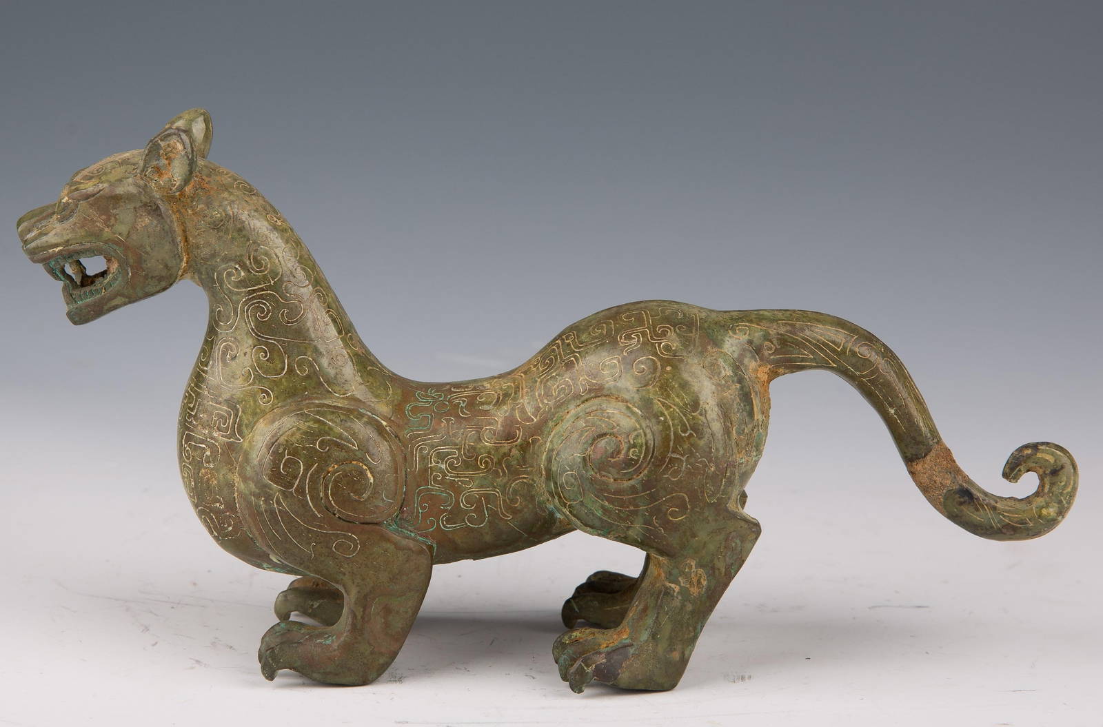 Chinese Bronze Tiger Of The Han Dynasty Auction