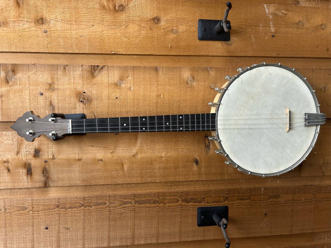 Weymann Banjo Auction