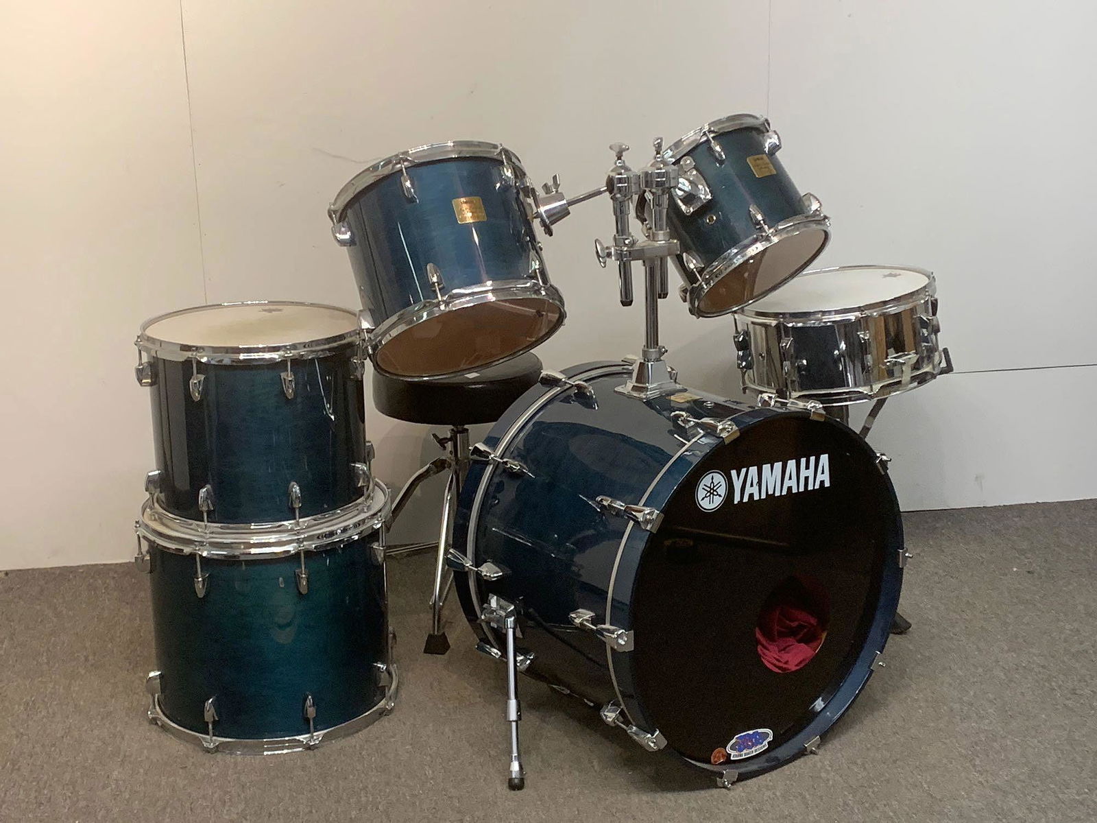 Yamaha Absolute Maple Custom 6 Piece Drum Kit - Nov 22, 2019 | Briggs ...