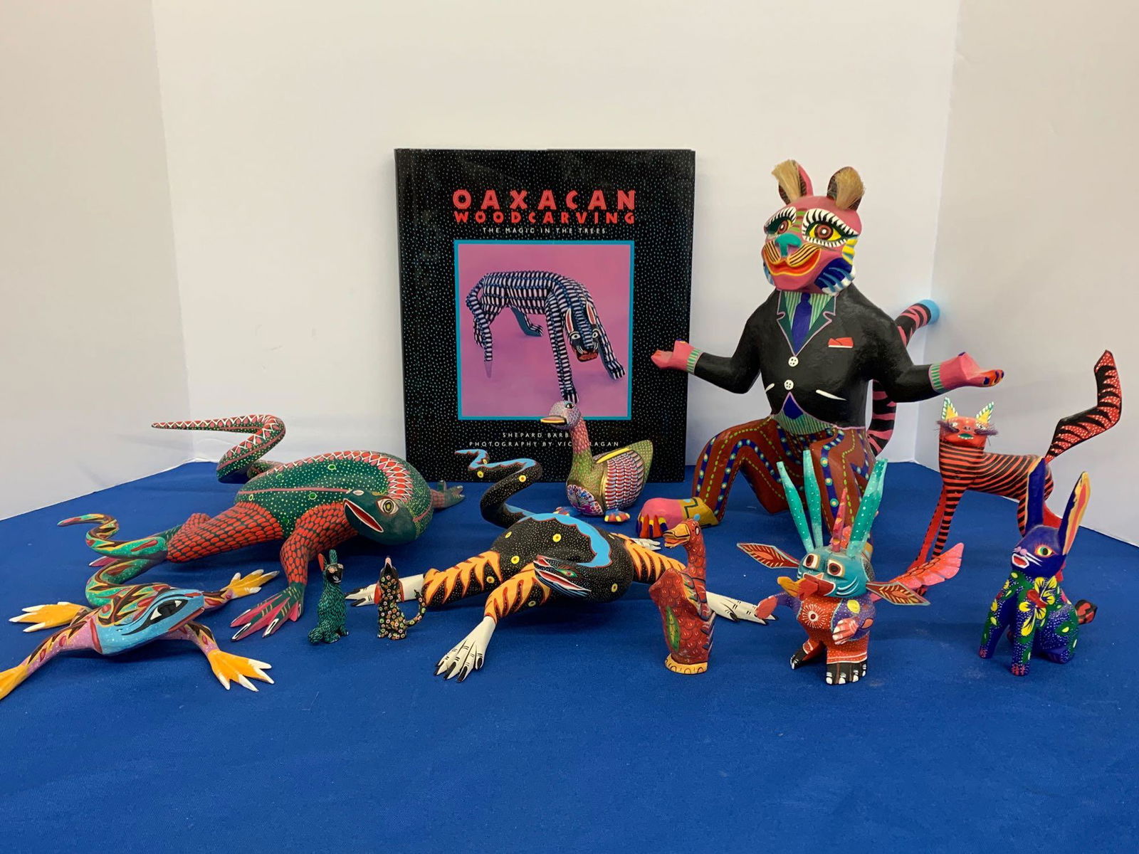 11 Oaxacan Carved Animals & Related Book