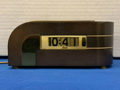 Kem Weber Designed Streamline Lawson Zephyr Clock