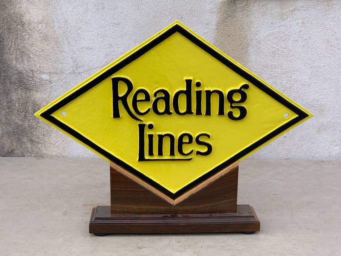 Reading Lines Sign