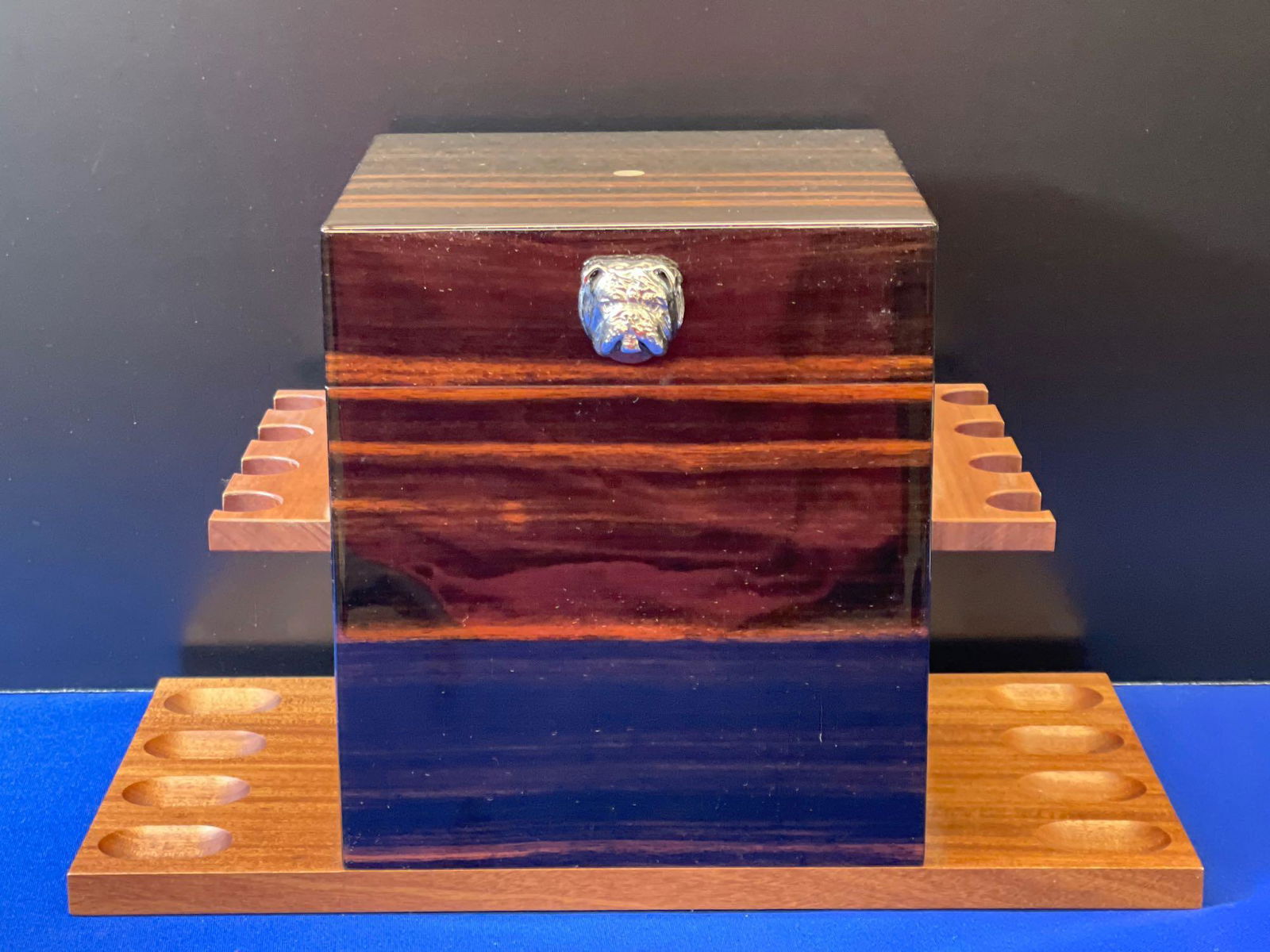 Alfred Dunhill Bulldog Pipe Caddy