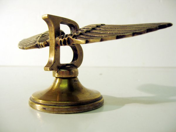 Bentley Winged 'b' Mascot