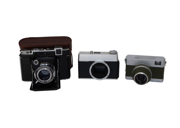 3pc Vintage Carl Zeiss Cameras