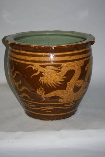 Large Chinese Ceramic Garden Pot With Dragons