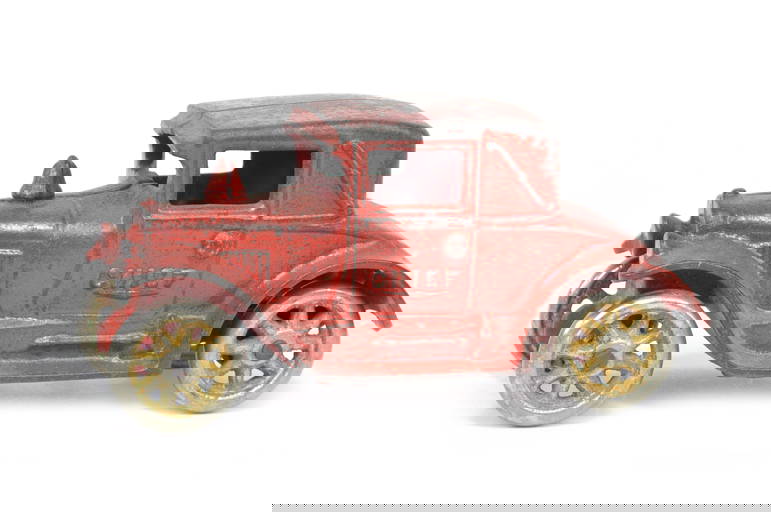 Arcade Model A Fire Chief Cast Iron Car