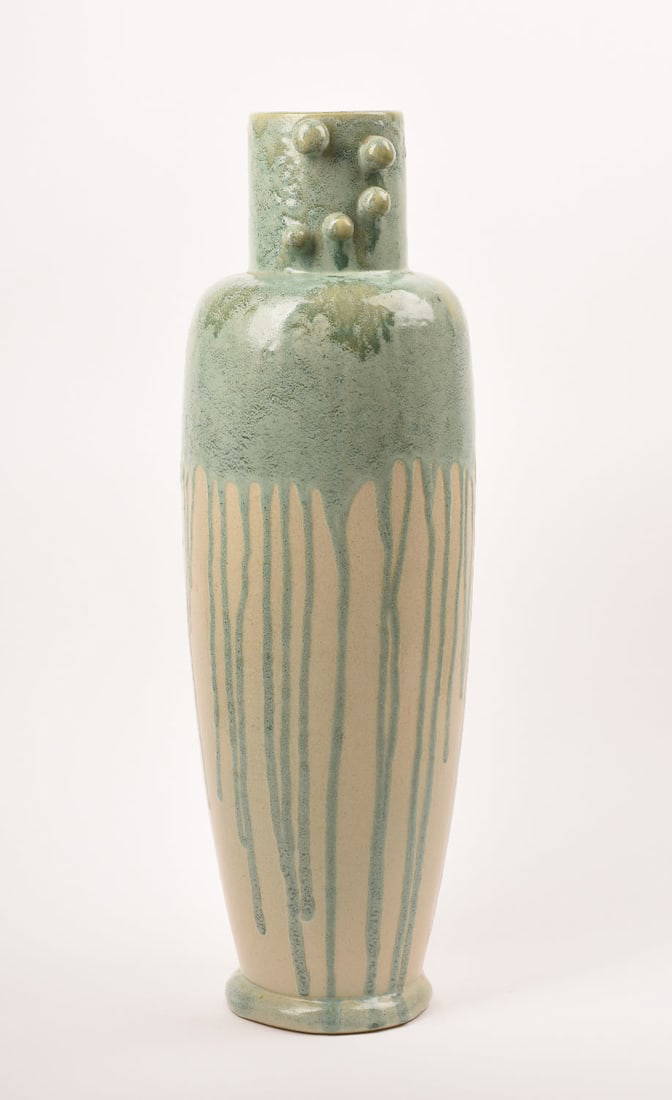 Royal Hickman Garden Vase Auction