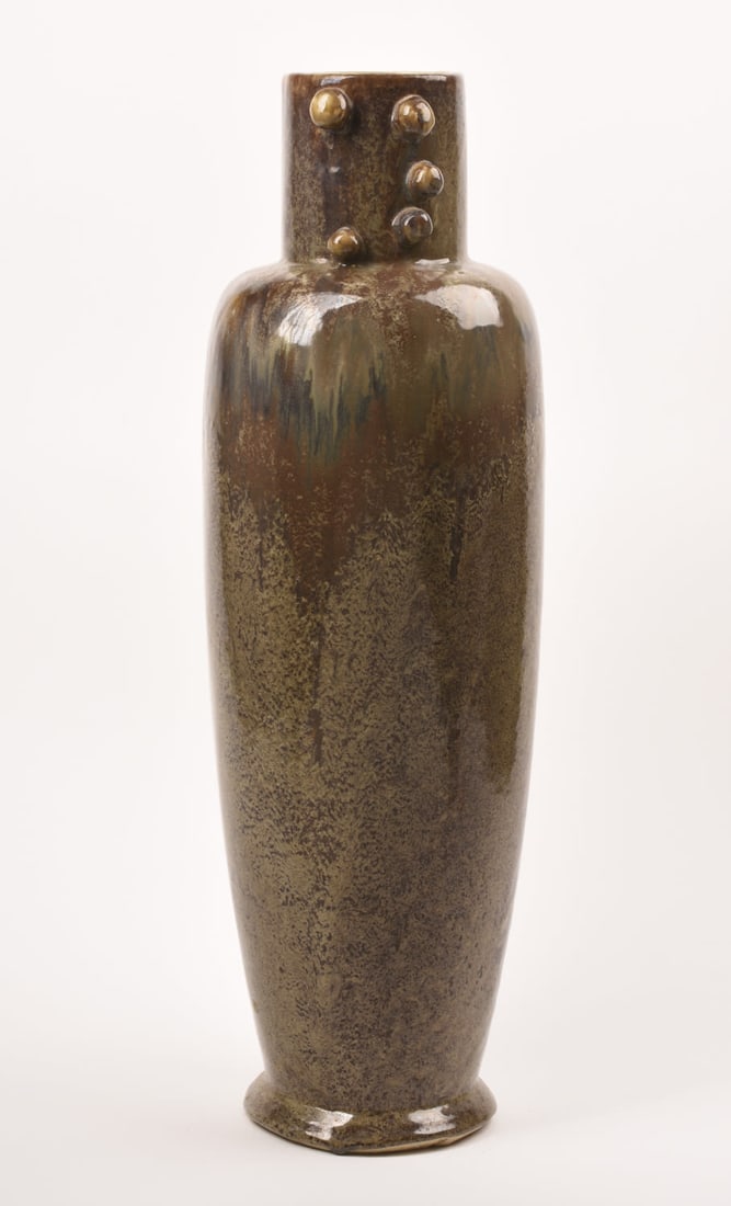 Royal Hickman Garden Vase Auction