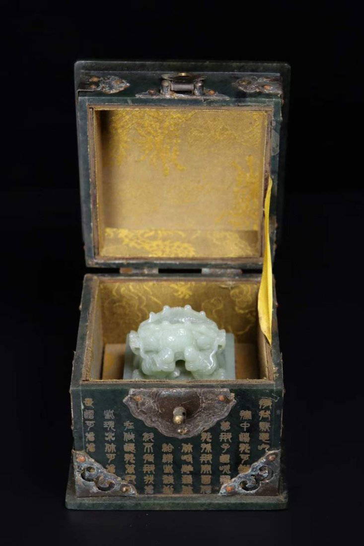 Fine Jasper Box Seal Auction