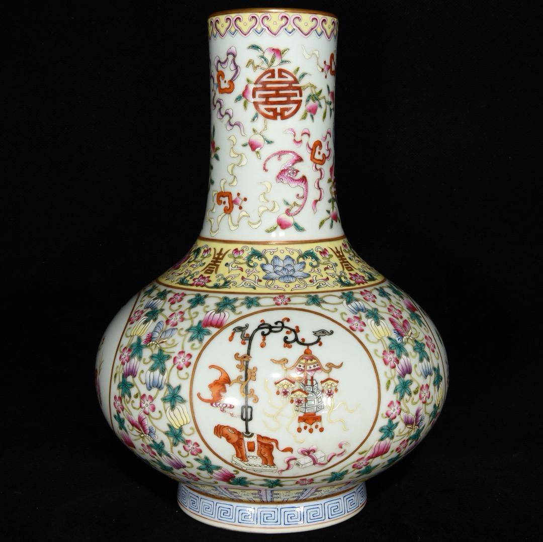 Qing Dynasty Qianlong Famille Rose Vase With Ancient Floral And ...