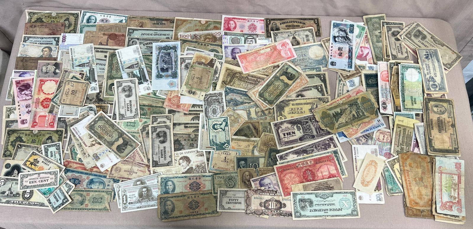 200+ Pieces Of Foreign Banknotes, See All Pics, Loads Of Great Notes ...